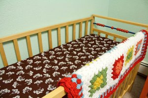 Make Your Own Fitted Crib Sheet | Alaska Knit Nat