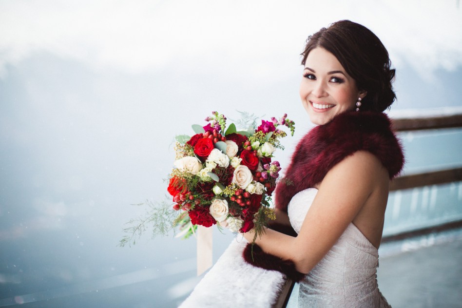 Alaska Weddings: Chelsea + Lee | Alaska Knit Nat