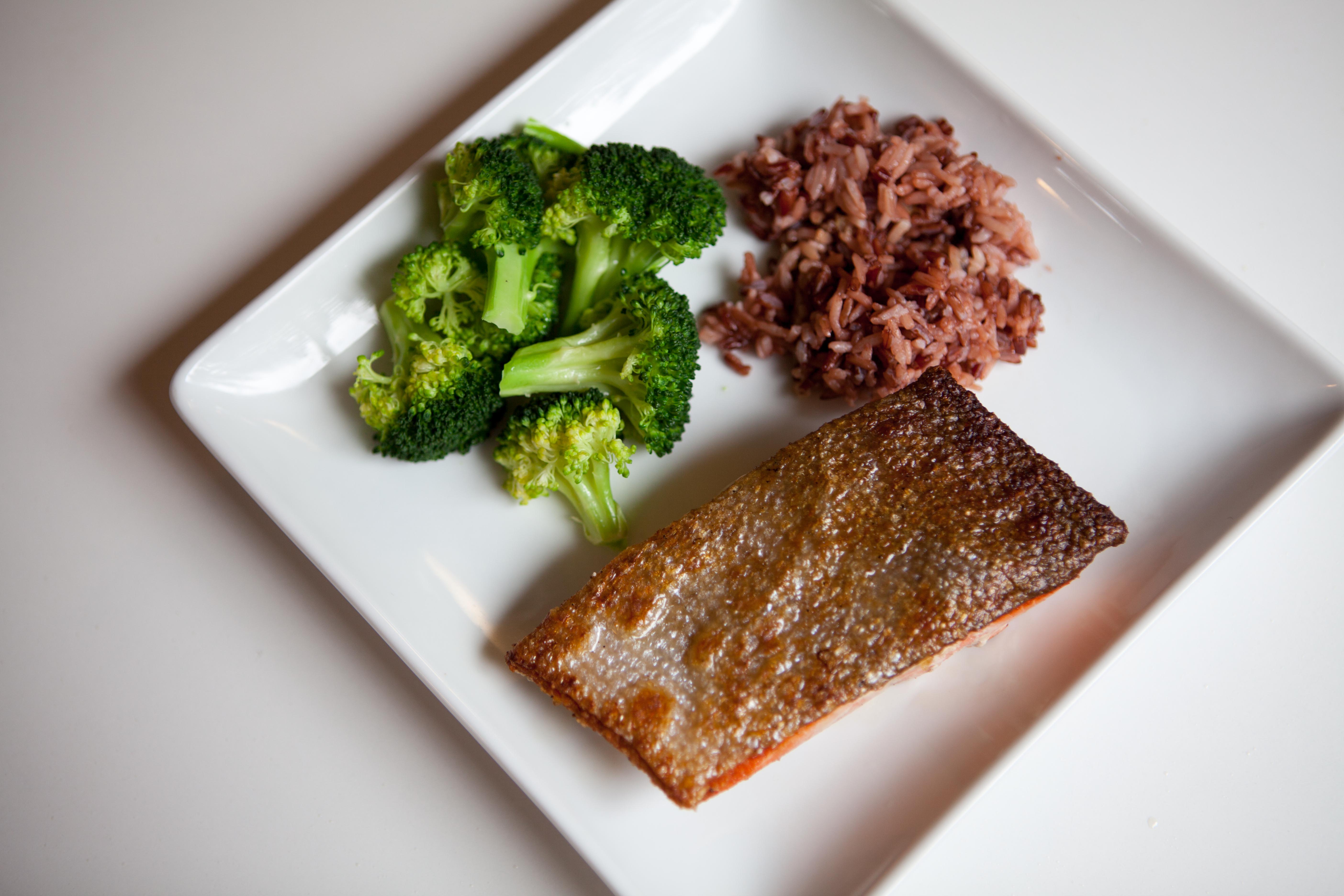 Ridiculously Easy Crispy Skin Salmon | Alaska Knit Nat